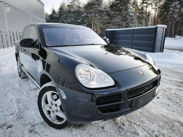 Melns Porsche Cayenne 2005 Utena, ar dzinēja tilpumu 3.20 L un nobraukumu 222 tūkst. km par 5500 €, foto 5 vietnē AUTOMOTO.COM.LV