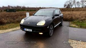 Black Porsche Cayenne 2005 in Tallinn, with an engine capacity of 3.20 L and mileage of 293 thousand km for 5000 €, photo 4 on AUTOMOTO.COM.LV