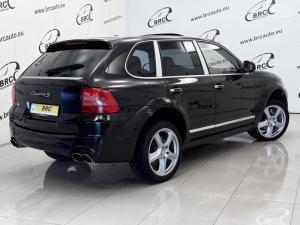 Melns Porsche Cayenne 2005 Avižieniai, ar dzinēja tilpumu 4.50 L un nobraukumu 291 tūkst. km par 4900 €, foto 3 vietnē AUTOMOTO.COM.LV