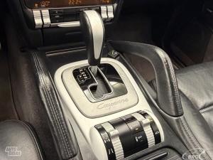 Melns Porsche Cayenne 2005 Avižieniai, ar dzinēja tilpumu 4.50 L un nobraukumu 291 tūkst. km par 4900 €, foto 29 vietnē AUTOMOTO.COM.LV