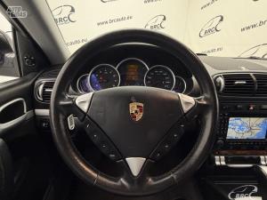 Melns Porsche Cayenne 2005 Avižieniai, ar dzinēja tilpumu 4.50 L un nobraukumu 291 tūkst. km par 4900 €, foto 31 vietnē AUTOMOTO.COM.LV
