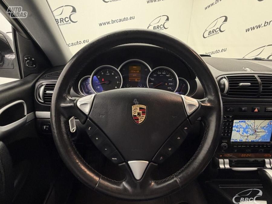 Melns Porsche Cayenne 2005 Avižieniai, ar dzinēja tilpumu 4.50 L un nobraukumu 291 tūkst. km par 4900 €, foto 31 vietnē AUTOMOTO.COM.LV