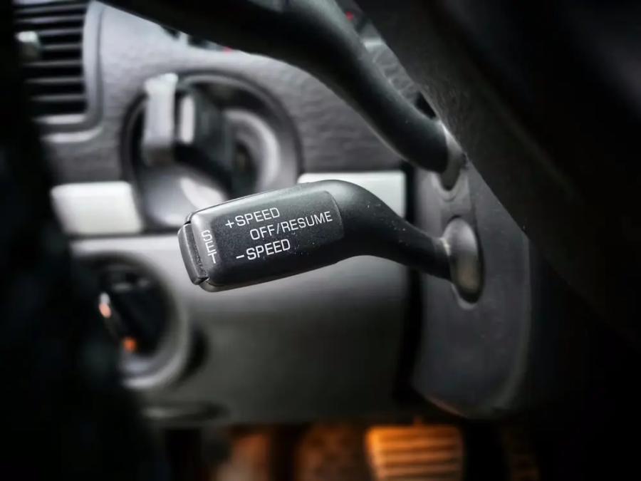 Melns Porsche Cayenne 2005 Rīga, ar dzinēja tilpumu 4.50 L un nobraukumu 216 tūkst. km par 4950 €, foto 15 vietnē AUTOMOTO.COM.LV