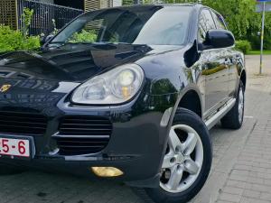 Melns Porsche Cayenne 2005 Rīga, ar dzinēja tilpumu 4.50 L un nobraukumu 216 tūkst. km par 4950 €, foto 30 vietnē AUTOMOTO.COM.LV