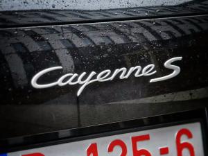 Melns Porsche Cayenne 2005 Rīga, ar dzinēja tilpumu 4.50 L un nobraukumu 216 tūkst. km par 4950 €, foto 34 vietnē AUTOMOTO.COM.LV