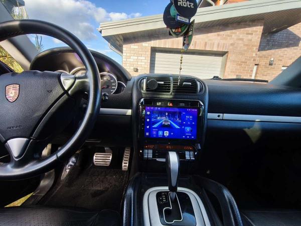 Melns Porsche Cayenne 2005 Kauņa, ar dzinēja tilpumu 4.51 L un nobraukumu 350 tūkst. km par 6000 €, foto 2 vietnē AUTOMOTO.COM.LV