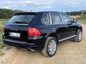 Black Porsche Cayenne 2005 in Kaunas, with an engine capacity of 4.51 L and mileage of 274 thousand km for 6200 €, photo 10 on AUTOMOTO.COM.LV