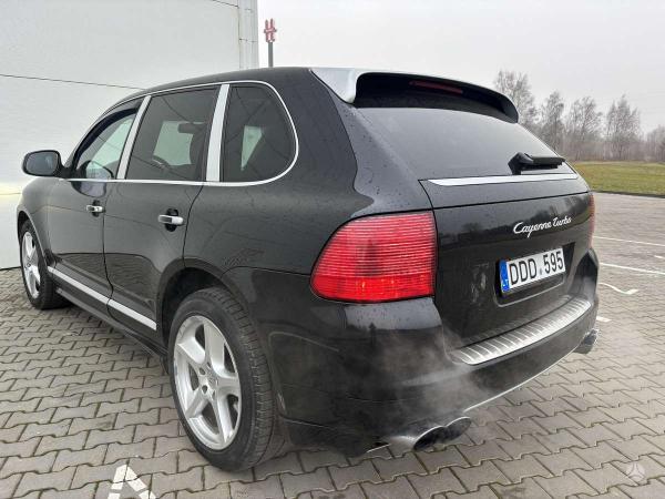 Melns Porsche Cayenne 2006 Kauņa, ar dzinēja tilpumu 4.51 L un nobraukumu 280 tūkst. km par 6950 €, foto 7 vietnē AUTOMOTO.COM.LV