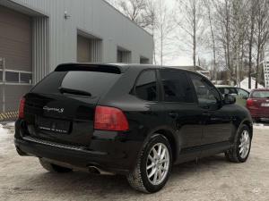 Black Porsche Cayenne 2006 in Rokiskis, with an engine capacity of 4.51 L and mileage of 173 thousand km for 4450 €, photo 7 on AUTOMOTO.COM.LV