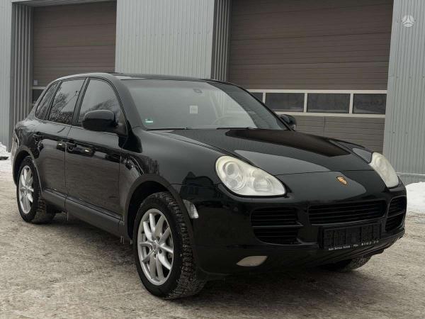 Black Porsche Cayenne 2006 in Rokiskis, with an engine capacity of 4.51 L and mileage of 173 thousand km for 4450 €, photo 8 on AUTOMOTO.COM.LV
