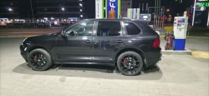 Black Porsche Cayenne 2006 in Vilnius, with an engine capacity of 4.50 L and mileage of 180 thousand km for 11000 €, photo 4 on AUTOMOTO.COM.LV
