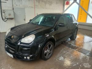 Melns Porsche Cayenne 2006 Šauļi, ar dzinēja tilpumu 4.50 L un nobraukumu 0 tūkst. km par 5800 €, foto 3 vietnē AUTOMOTO.COM.LV