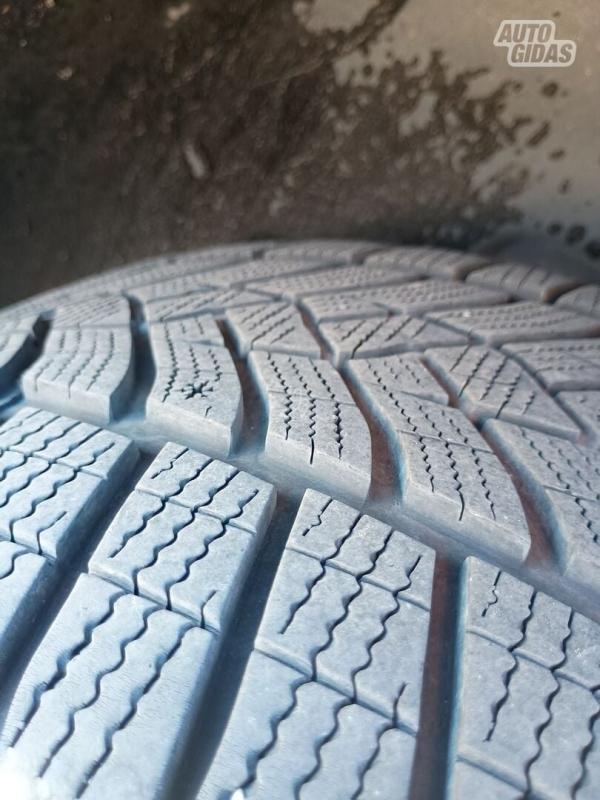 Melns Porsche Cayenne 2006 Šauļi, ar dzinēja tilpumu 4.50 L un nobraukumu 0 tūkst. km par 5800 €, foto 10 vietnē AUTOMOTO.COM.LV