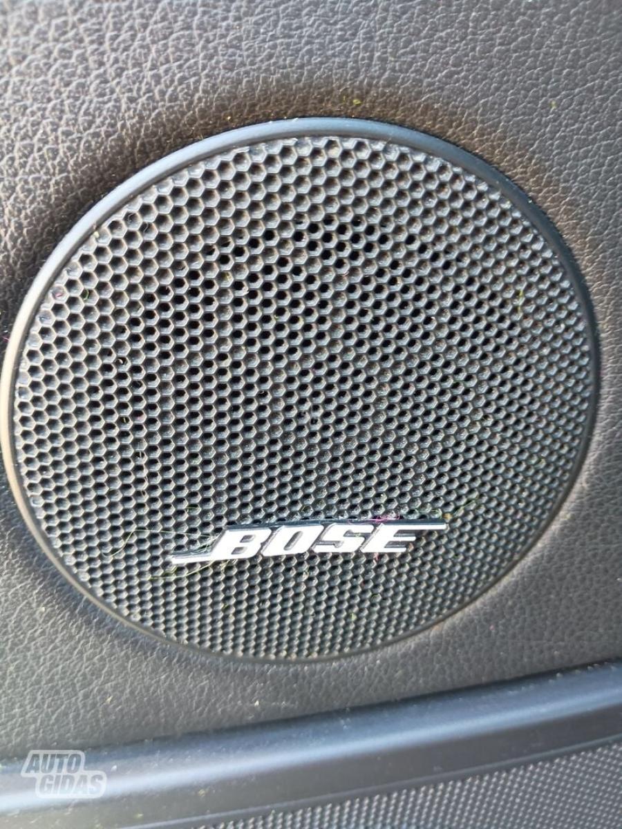 Melns Porsche Cayenne 2006 Šauļi, ar dzinēja tilpumu 4.50 L un nobraukumu 0 tūkst. km par 5800 €, foto 18 vietnē AUTOMOTO.COM.LV