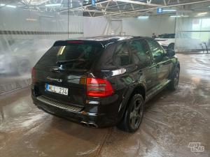Black Porsche Cayenne 2006 in Siauliai, with an engine capacity of 4.50 L and mileage of 0 thousand km for 5500 €, photo 4 on AUTOMOTO.COM.LV