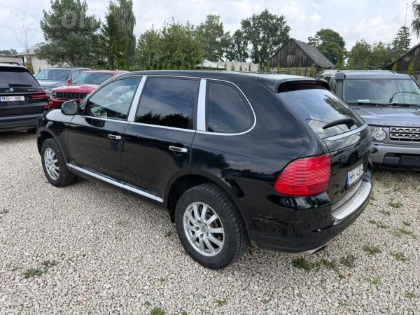 Melns Porsche Cayenne 2006 Jelgava, ar dzinēja tilpumu 3.20 L un nobraukumu 360 tūkst. km par 2700 €, foto 2 vietnē AUTOMOTO.COM.LV