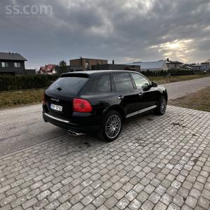 Melns Porsche Cayenne 2006 Jūrmala, ar dzinēja tilpumu 4.50 L un nobraukumu 367 tūkst. km par 3600 €, foto 5 vietnē AUTOMOTO.COM.LV