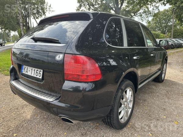 Black Porsche Cayenne 2006 in Riga, with an engine capacity of 3.20 L and mileage of 310 thousand km for 4490 €, photo 6 on AUTOMOTO.COM.LV