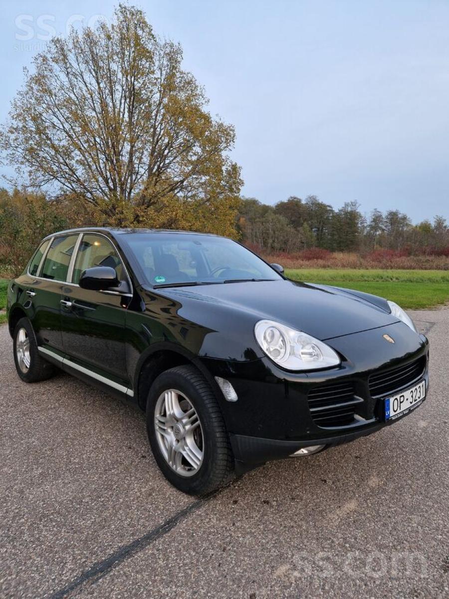 Melns Porsche Cayenne 2006 Limbaži, ar dzinēja tilpumu 3.20 L un nobraukumu 276 tūkst. km par 6800 €, foto 1 vietnē AUTOMOTO.COM.LV