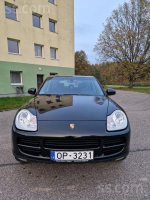 Melns Porsche Cayenne 2006 Limbaži, ar dzinēja tilpumu 3.20 L un nobraukumu 276 tūkst. km par 6800 €, foto 3 vietnē AUTOMOTO.COM.LV