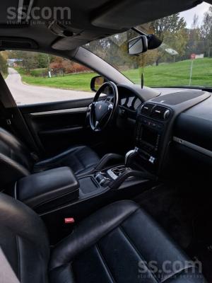 Melns Porsche Cayenne 2006 Limbaži, ar dzinēja tilpumu 3.20 L un nobraukumu 276 tūkst. km par 6800 €, foto 10 vietnē AUTOMOTO.COM.LV