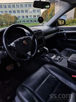 Melns Porsche Cayenne 2006 Limbaži, ar dzinēja tilpumu 3.20 L un nobraukumu 276 tūkst. km par 6800 €, foto 12 vietnē AUTOMOTO.COM.LV