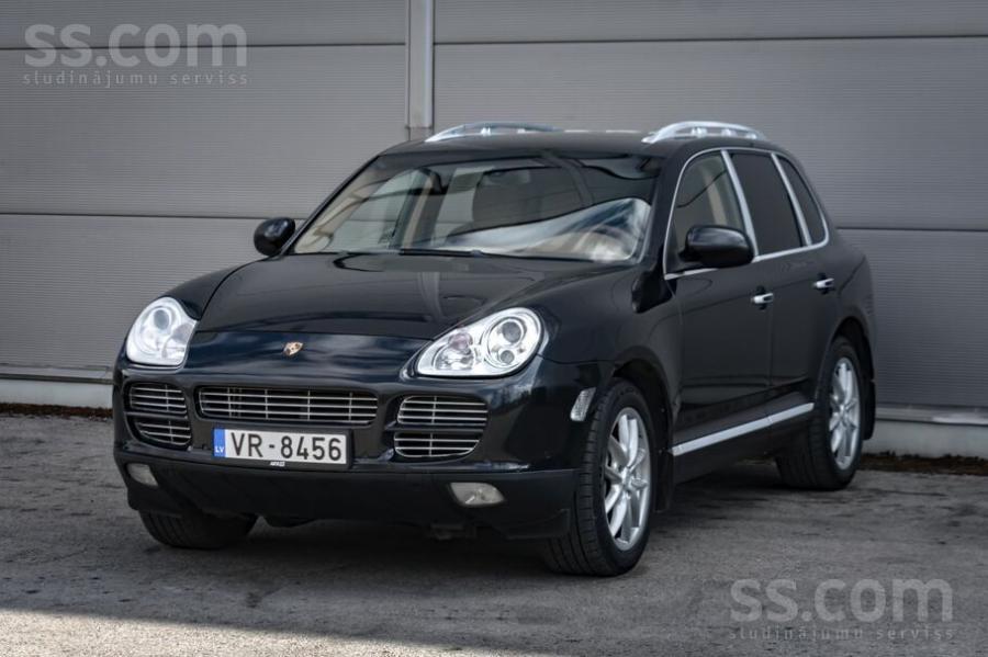 Black Porsche Cayenne 2007 in Riga, with an engine capacity of 4.50 L and mileage of 0 thousand km for 15500 €, photo 1 on AUTOMOTO.COM.LV