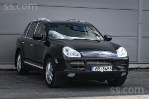 Black Porsche Cayenne 2007 in Riga, with an engine capacity of 4.50 L and mileage of 0 thousand km for 15500 €, photo 3 on AUTOMOTO.COM.LV