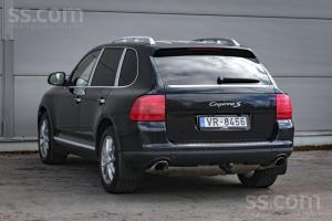 Black Porsche Cayenne 2007 in Riga, with an engine capacity of 4.50 L and mileage of 0 thousand km for 15500 €, photo 6 on AUTOMOTO.COM.LV