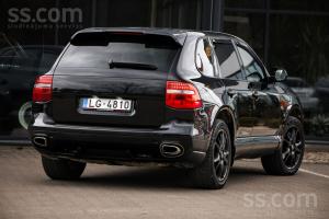 Melns Porsche Cayenne 2007 Jelgava, ar dzinēja tilpumu 3.60 L un nobraukumu 209 tūkst. km par 6999 €, foto 7 vietnē AUTOMOTO.COM.LV