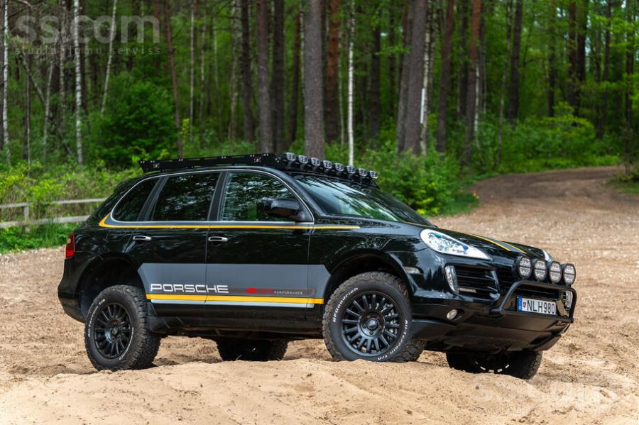Melns Porsche Cayenne 2007 Rīga, ar dzinēja tilpumu 4.80 L un nobraukumu 224 tūkst. km par 15500 €, foto 4 vietnē AUTOMOTO.COM.LV