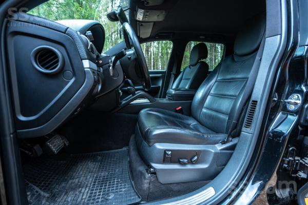 Melns Porsche Cayenne 2007 Rīga, ar dzinēja tilpumu 4.80 L un nobraukumu 224 tūkst. km par 15500 €, foto 6 vietnē AUTOMOTO.COM.LV