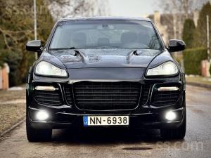 Black Porsche Cayenne 2007 in Riga, with an engine capacity of 4.80 L and mileage of 273 thousand km for 9500 €, photo  on AUTOMOTO.COM.LV