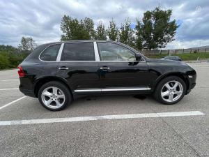 Melns Porsche Cayenne 2007 Viļņa, ar dzinēja tilpumu 4.81 L un nobraukumu 180 tūkst. km par 5800 €, foto 6 vietnē AUTOMOTO.COM.LV