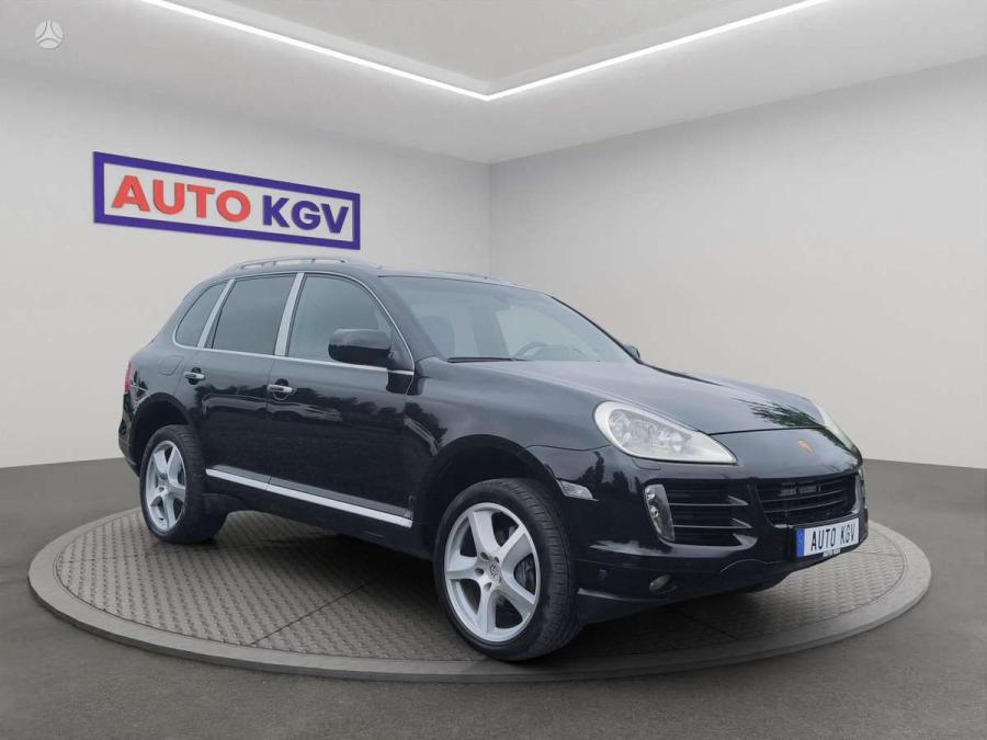 Black Porsche Cayenne 2007 in Kaunas, with an engine capacity of 3.60 L and mileage of 268 thousand km for 7999 €, photo 8 on AUTOMOTO.COM.LV
