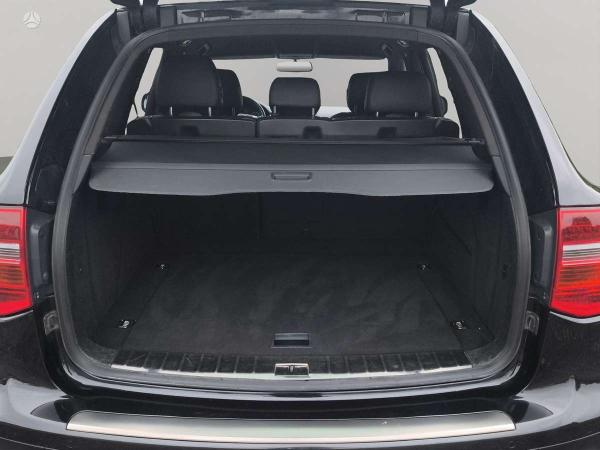Melns Porsche Cayenne 2007 Kauņa, ar dzinēja tilpumu 3.60 L un nobraukumu 268 tūkst. km par 7999 €, foto 10 vietnē AUTOMOTO.COM.LV