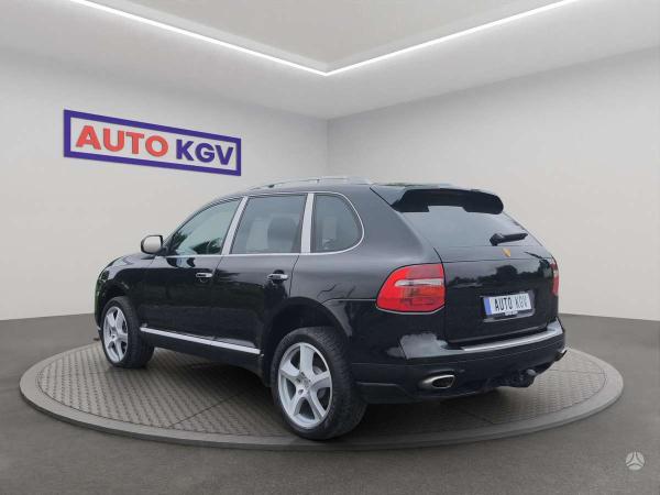 Melns Porsche Cayenne 2007 Kauņa, ar dzinēja tilpumu 3.60 L un nobraukumu 268 tūkst. km par 7999 €, foto 3 vietnē AUTOMOTO.COM.LV