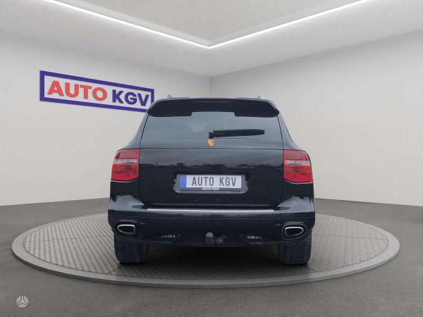Melns Porsche Cayenne 2007 Kauņa, ar dzinēja tilpumu 3.60 L un nobraukumu 268 tūkst. km par 7999 €, foto 4 vietnē AUTOMOTO.COM.LV