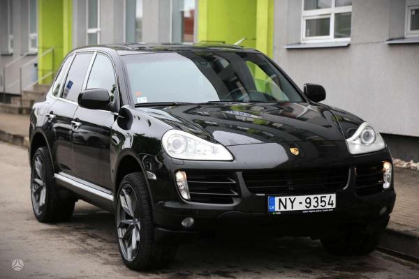 Melns Porsche Cayenne 2008 Rīga, ar dzinēja tilpumu 3.60 L un nobraukumu 286 tūkst. km par 6995 €, foto 4 vietnē AUTOMOTO.COM.LV