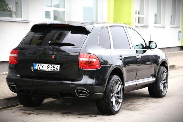 Melns Porsche Cayenne 2008 Rīga, ar dzinēja tilpumu 3.60 L un nobraukumu 286 tūkst. km par 6995 €, foto 6 vietnē AUTOMOTO.COM.LV