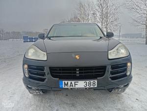 Black Porsche Cayenne 2008 in Vilnius, with an engine capacity of 4.80 L and mileage of 240 thousand km for 5800 €, photo 2 on AUTOMOTO.COM.LV
