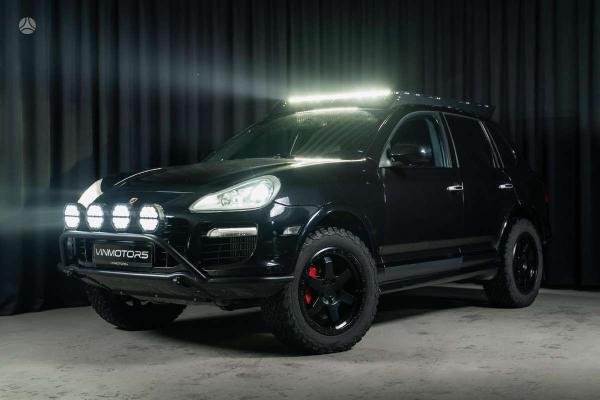 Melns Porsche Cayenne 2008 Viļņa, ar dzinēja tilpumu 4.81 L un nobraukumu 170 tūkst. km par 35000 €, foto 1 vietnē AUTOMOTO.COM.LV