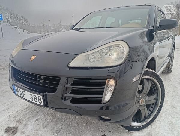 Melns Porsche Cayenne 2008 Viļņa, ar dzinēja tilpumu 4.80 L un nobraukumu 240 tūkst. km par 5800 €, foto 9 vietnē AUTOMOTO.COM.LV
