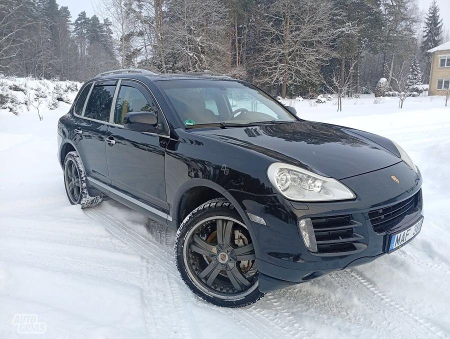 Black Porsche Cayenne 2008 in Vilnius, with an engine capacity of 4.80 L and mileage of 240 thousand km for 5800 €, photo 3 on AUTOMOTO.COM.LV