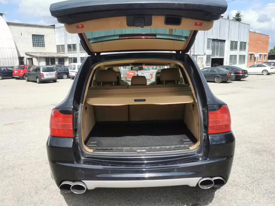 Melns Porsche Cayenne 2008 Kuldīga, ar dzinēja tilpumu 4.50 L un nobraukumu 288 tūkst. km par 8500 €, foto 6 vietnē AUTOMOTO.COM.LV