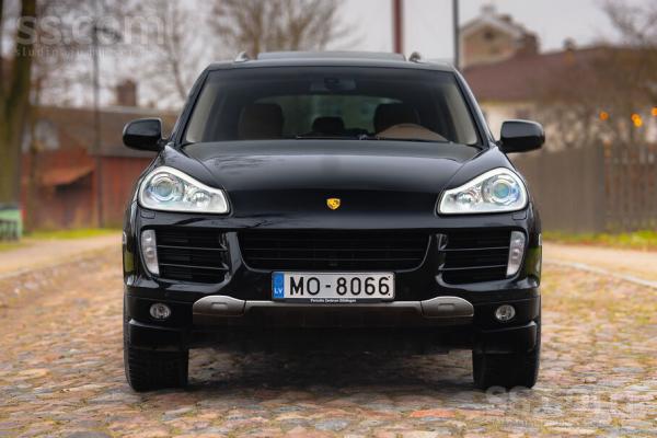 Melns Porsche Cayenne 2008 Jelgava, ar dzinēja tilpumu 4.80 L un nobraukumu 255 tūkst. km par 7000 €, foto 4 vietnē AUTOMOTO.COM.LV