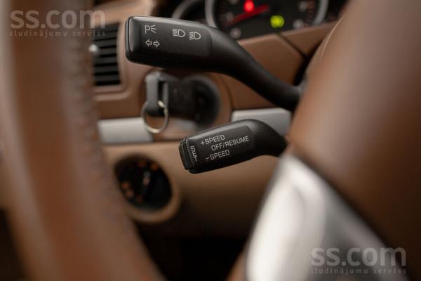 Melns Porsche Cayenne 2008 Jelgava, ar dzinēja tilpumu 4.80 L un nobraukumu 255 tūkst. km par 7000 €, foto 11 vietnē AUTOMOTO.COM.LV