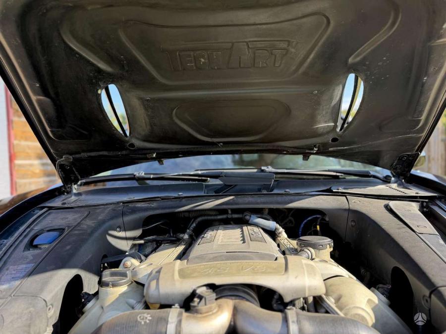 Black Porsche Cayenne 2008 in Vilnius, with an engine capacity of 4.81 L and mileage of 311 thousand km for 10000 €, photo 25 on AUTOMOTO.COM.LV