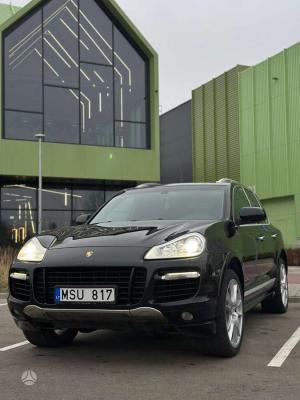 Black Porsche Cayenne 2009 in Kaunas, with an engine capacity of 4.81 L and mileage of 144 thousand km for 12999 €, photo  on AUTOMOTO.COM.LV