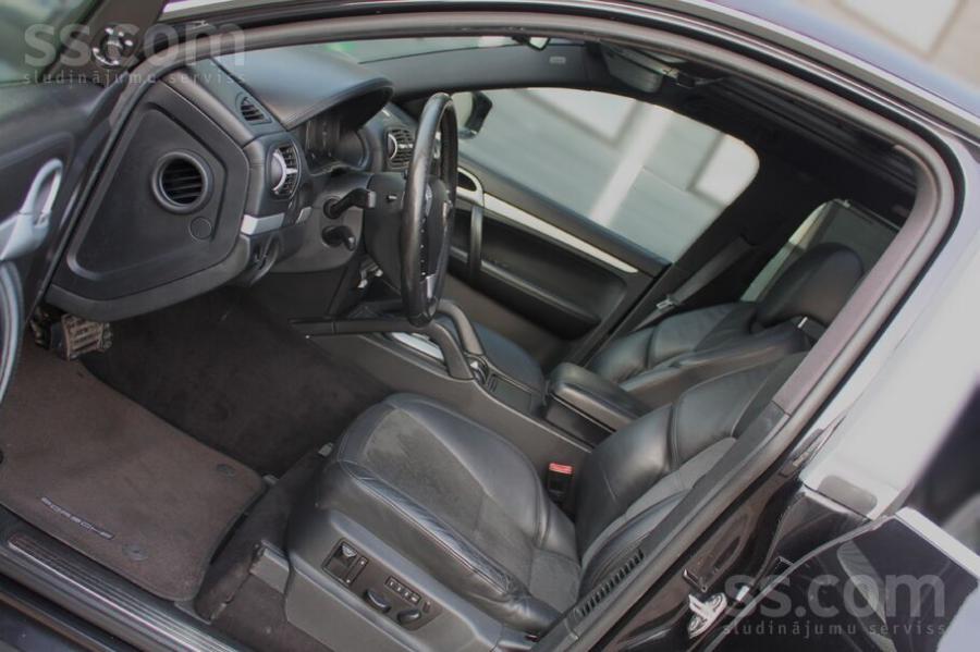 Black Porsche Cayenne 2009 in Riga, with an engine capacity of 3.00 L and mileage of 0 thousand km for 10990 €, photo 17 on AUTOMOTO.COM.LV